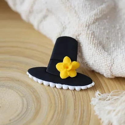 Handmade Bonnet Brooch – Little Welsh Company